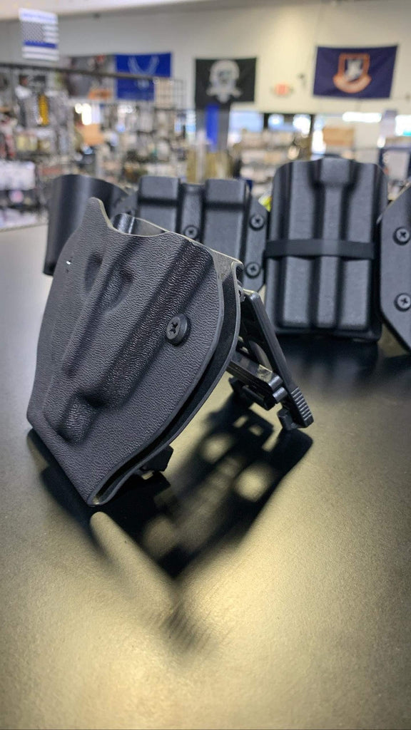 Handcuff Pouch- Smith & Wesson Chained – Grey Man Solutions